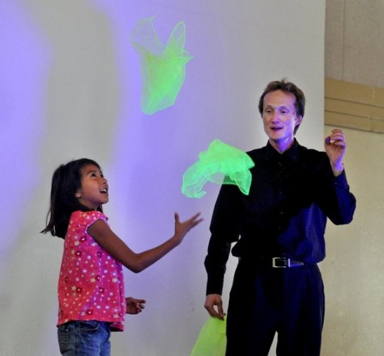 Featured image for ‘Juggling Show: The Science of Juggling ‘ – LA ...