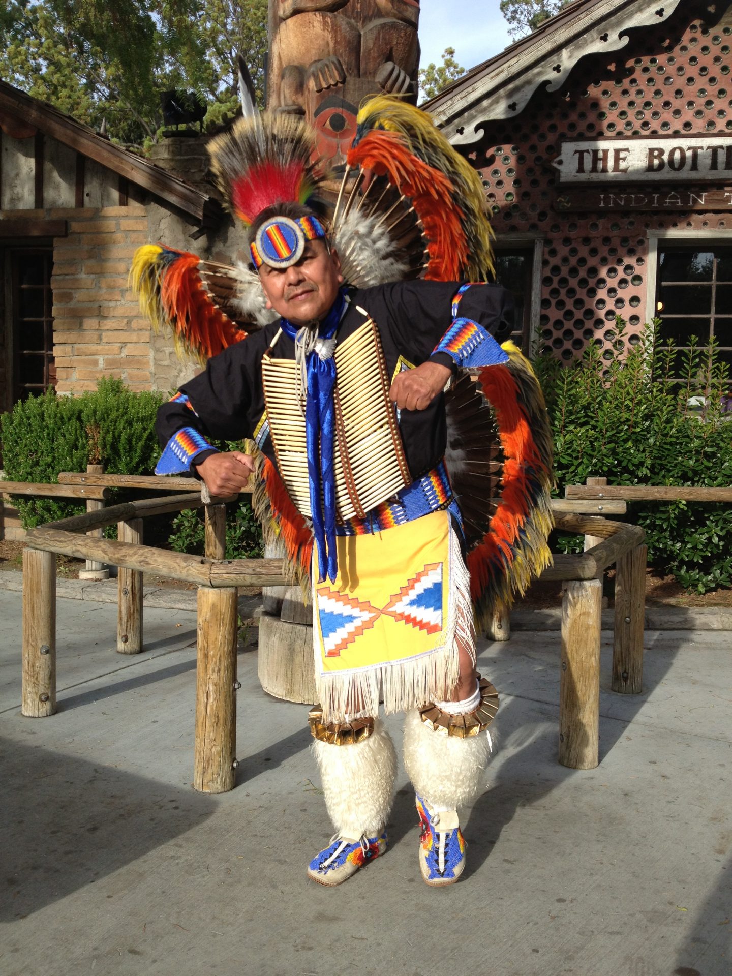 BenHaleFancyFeathers – LA County Library