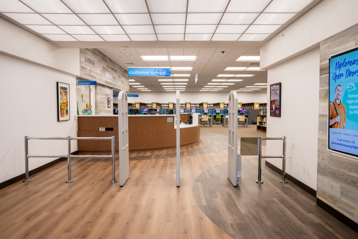 Carson_LIbrary_Entrance – LA County Library